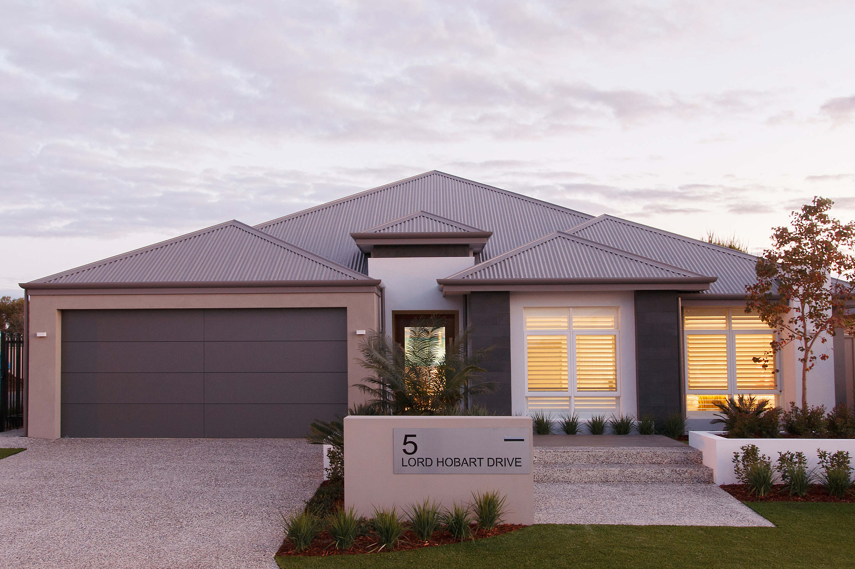 Display Homes Perth Southern Suburbs | Treeby, Piara Waters & Lakelands ...