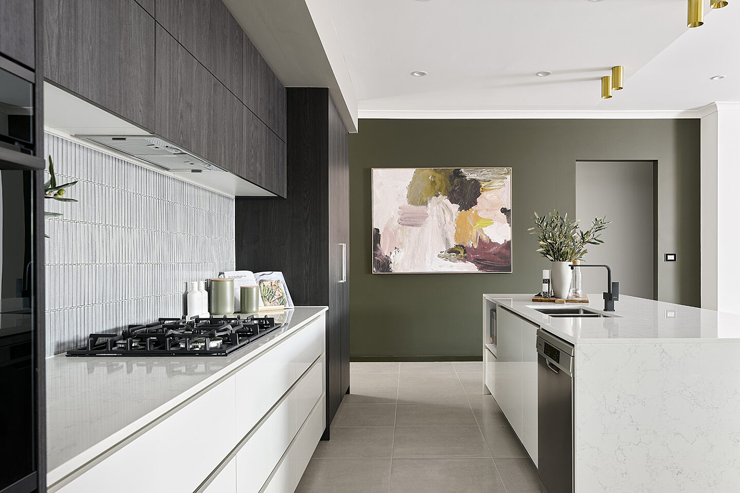 Melrose Platinum - 6 Opulence St, Treeby WA 6164