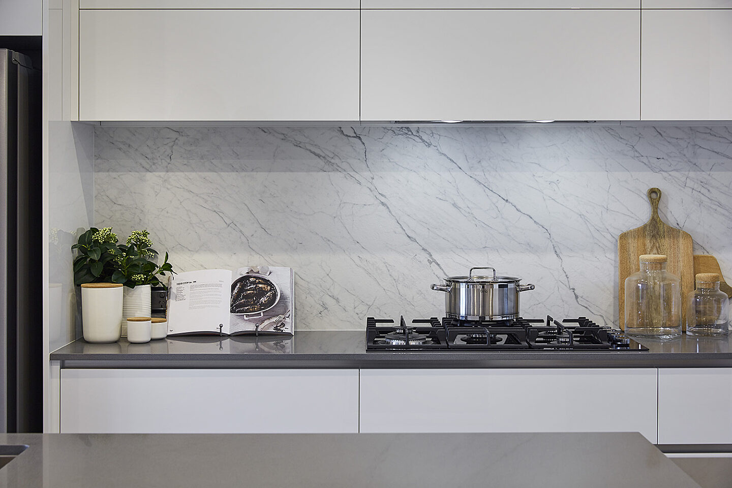 Melrose Platinum - 6 Opulence St, Treeby WA 6164