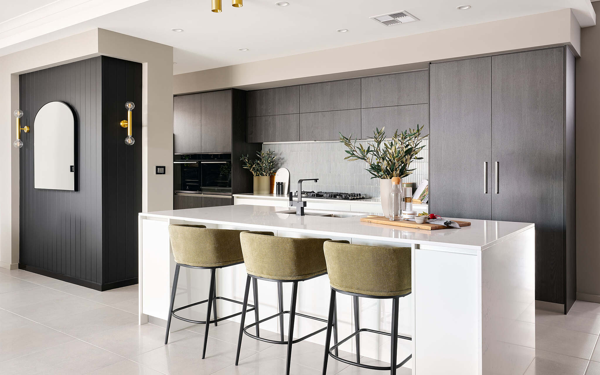 Melrose Platinum - 6 Opulence St, Treeby WA 6164